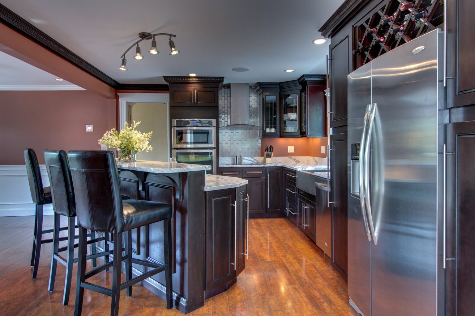Kitchen Cabinets in Toronto - Kitchen Liquidators